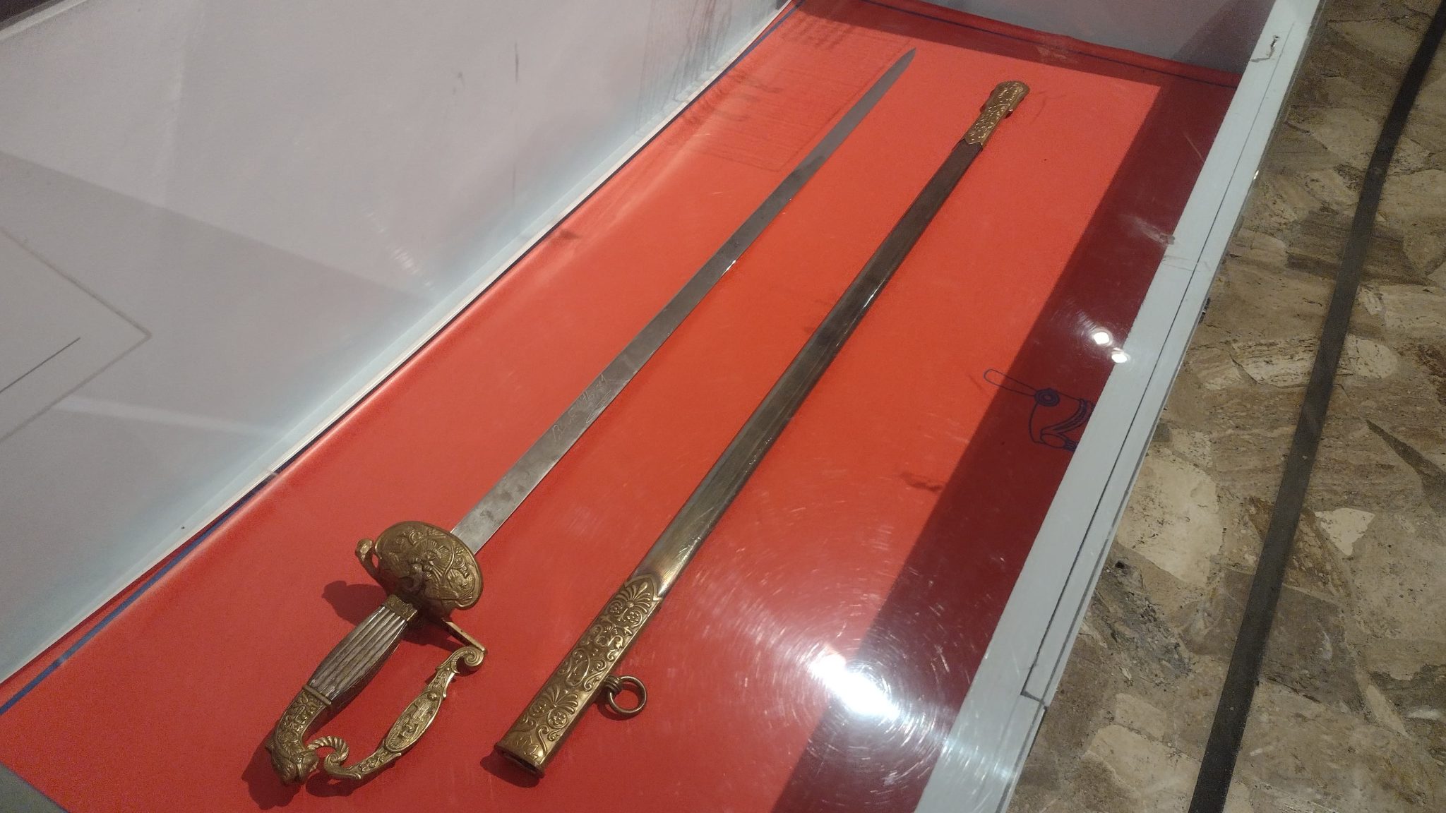 Con esta espada San Martín lideró el triunfo del Ejército Patriota ...